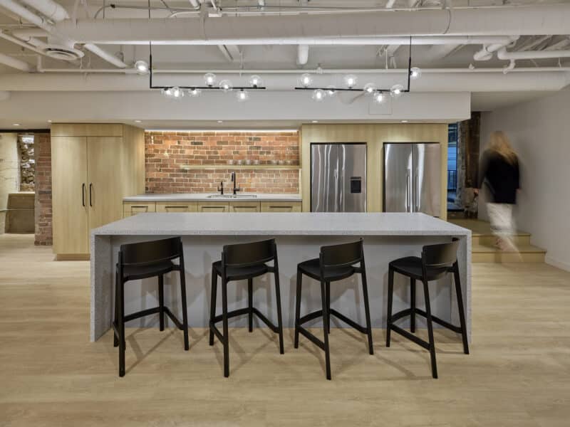 Custom LED linear, Agada Bioscience | LumenTruss