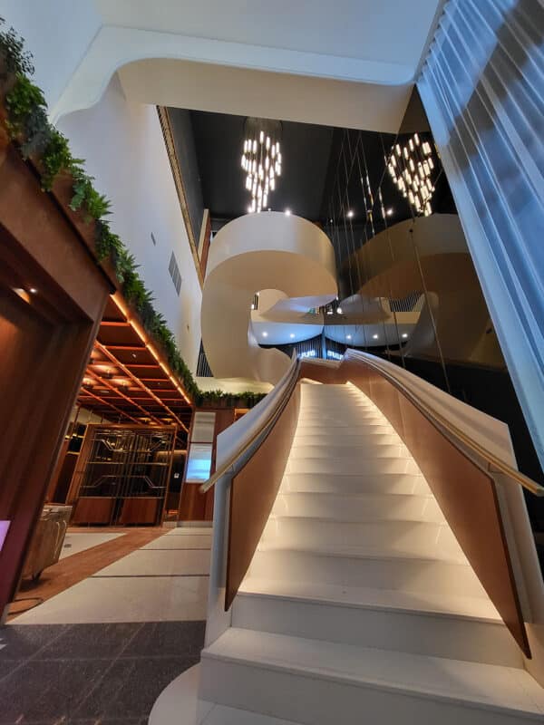 Custom LED linear, Honeyrose Hotel | LumenTruss